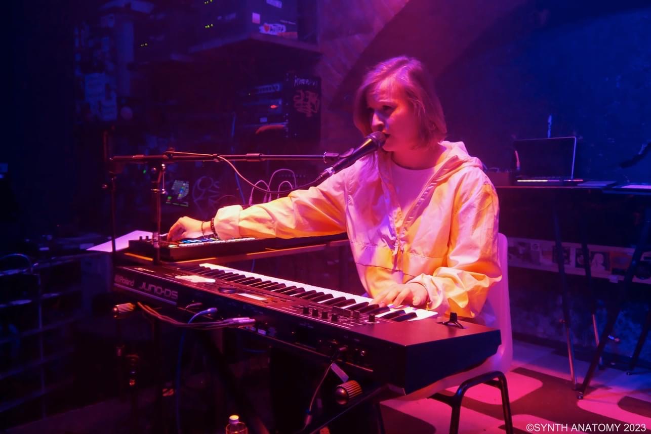 DONNA SPLIT aka Sophie Geymüller „Unleash Me“ - Gleis 21